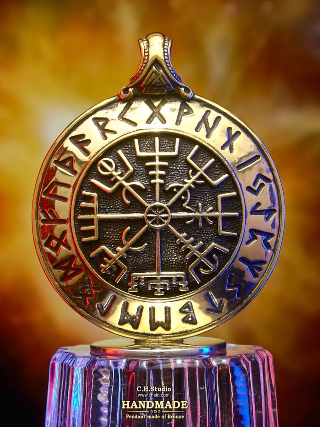 Vegvisir With Futhark Runes - CHStudio
